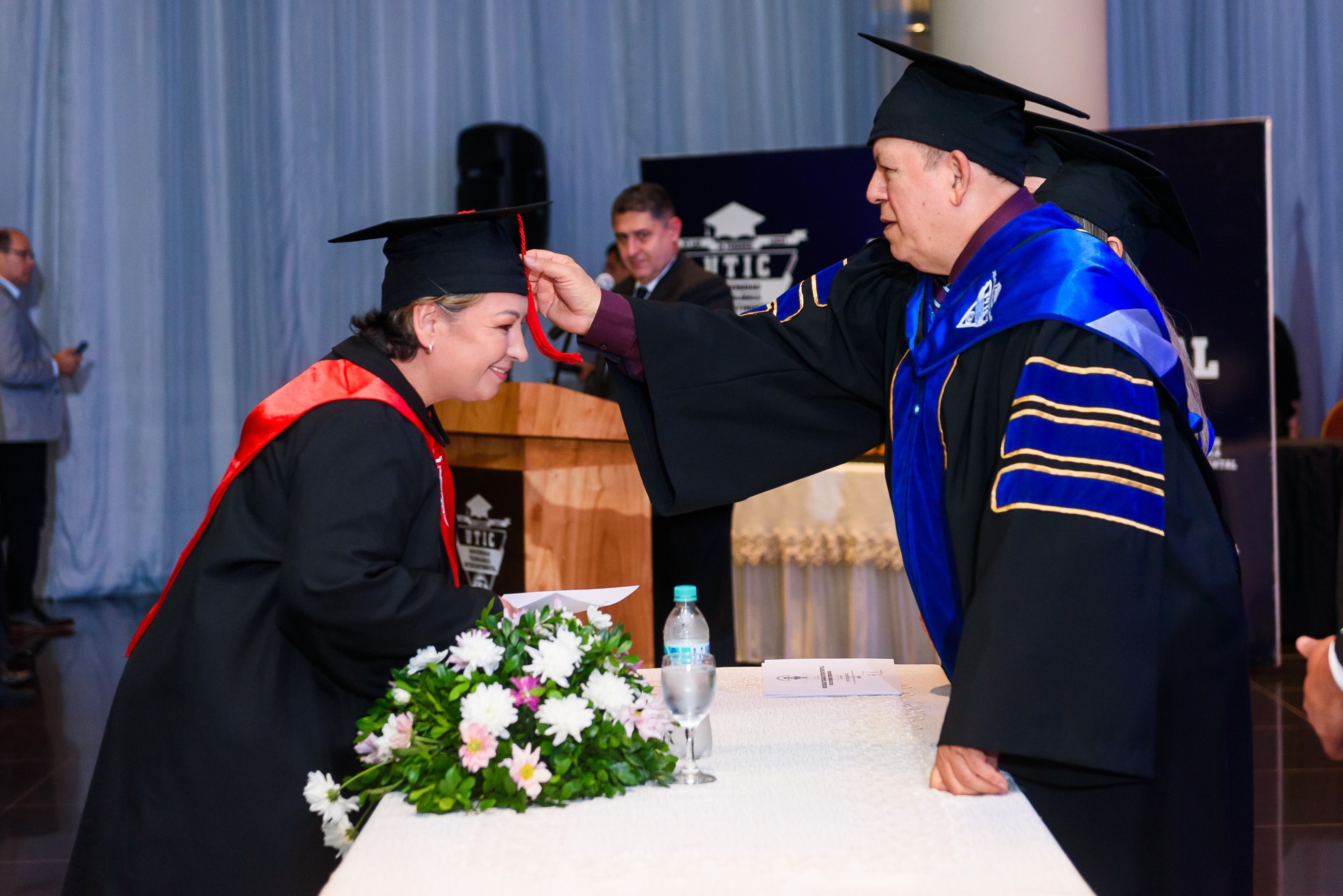 Emotiva Ceremonia de Graduación en la UTIC Sede Encarnación y Reconocimiento a Líderes de la ...